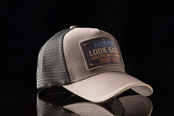 Never Look Back - QUEUECAPS