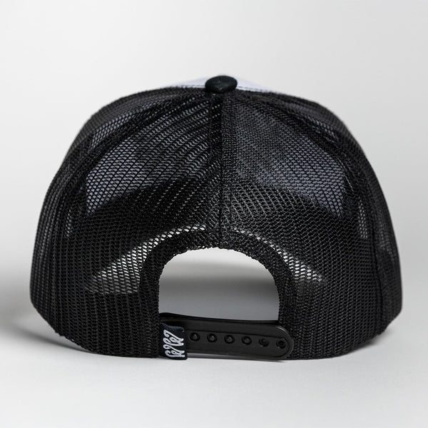 NUTS BLACK & WHITE - QUEUECAPS